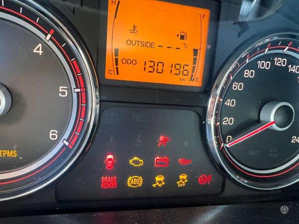 Sarkans SsangYong Korando 2016 Marijampole, ar dzinēja tilpumu 2.16 L un nobraukumu 130 tūkst. km par 3499 €, foto 3 vietnē AUTOMOTO.COM.LV