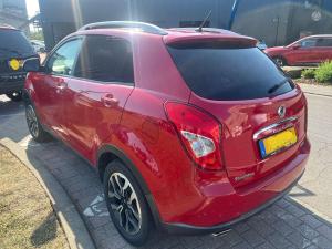Sarkans SsangYong Korando 2016 Marijampole, ar dzinēja tilpumu 2.16 L un nobraukumu 130 tūkst. km par 3499 €, foto 6 vietnē AUTOMOTO.COM.LV