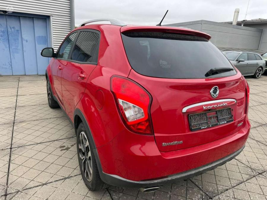 Sarkans SsangYong Korando 2016 Marijampole, ar dzinēja tilpumu 2.16 L un nobraukumu 130 tūkst. km par 3499 €, foto 19 vietnē AUTOMOTO.COM.LV
