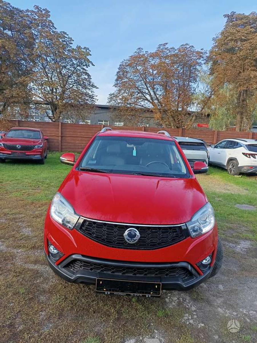 Sarkans SsangYong Korando 2016 Marijampole, ar dzinēja tilpumu 2.16 L un nobraukumu 130 tūkst. km par 4799 €, foto 18 vietnē AUTOMOTO.COM.LV