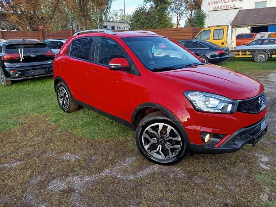 Sarkans SsangYong Korando 2016 Marijampole, ar dzinēja tilpumu 2.16 L un nobraukumu 130 tūkst. km par 4799 €, foto 19 vietnē AUTOMOTO.COM.LV