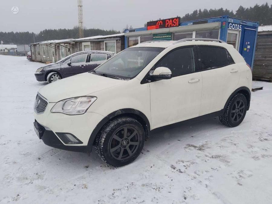 Balts SsangYong Korando 2012 Viļņa, ar dzinēja tilpumu 2.00 L un nobraukumu 145 tūkst. km par 4250 €, foto 2 vietnē AUTOMOTO.COM.LV
