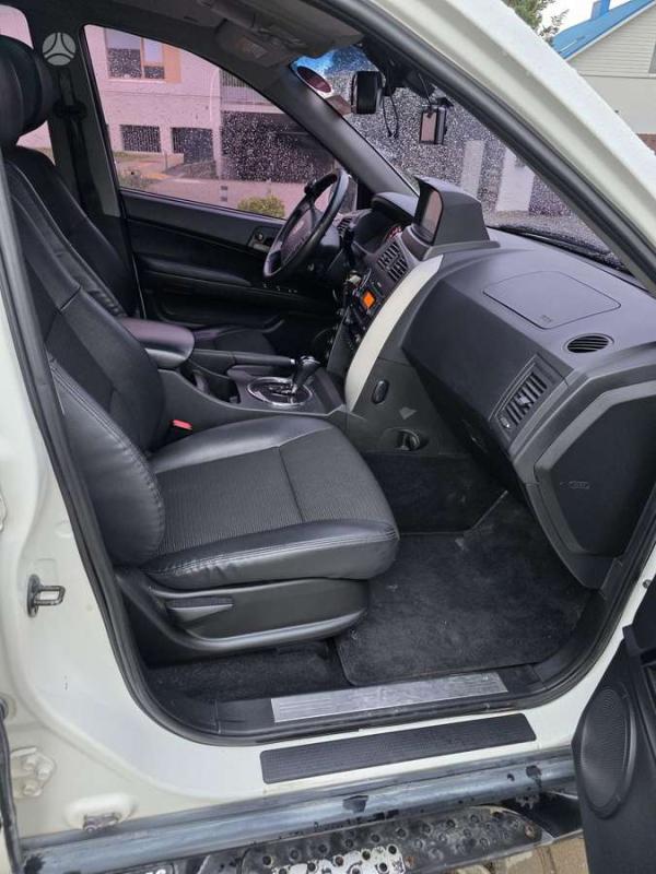 Balts SsangYong Korando 2013 Viļņa, ar dzinēja tilpumu 2.00 L un nobraukumu 234 tūkst. km par 5000 €, foto 6 vietnē AUTOMOTO.COM.LV