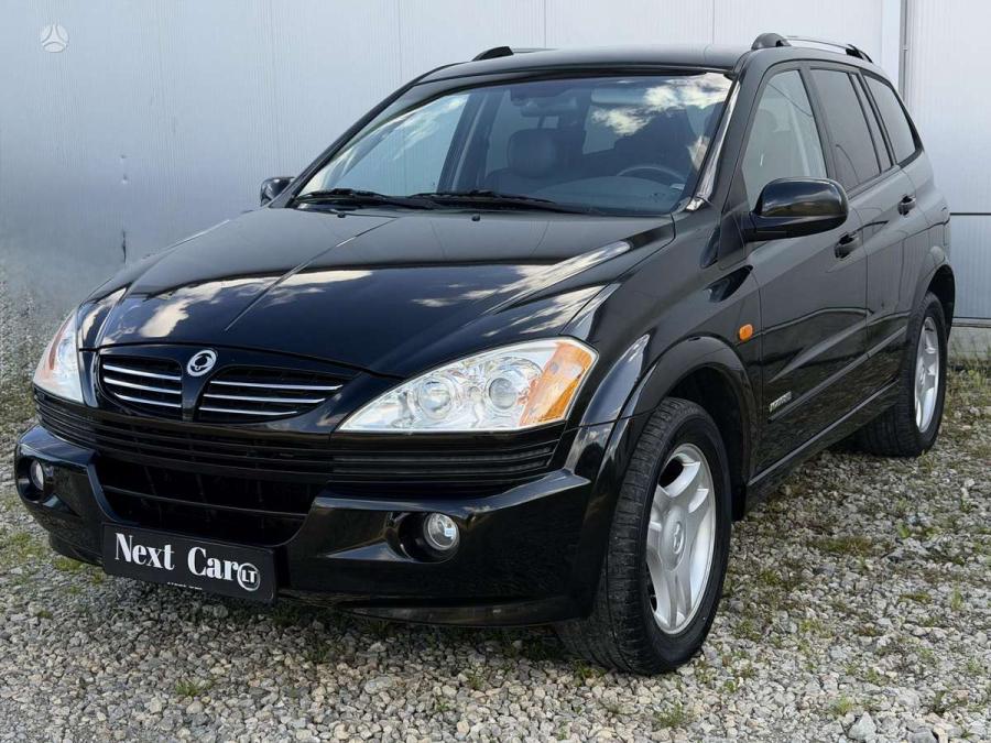 Melns SsangYong Kyron 2006 Kauņa, ar dzinēja tilpumu 2.00 L un nobraukumu 158 tūkst. km par 3200 €, foto 1 vietnē AUTOMOTO.COM.LV