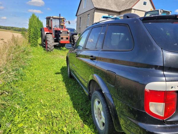Melns SsangYong Kyron 2007 Telšiai, ar dzinēja tilpumu 2.00 L un nobraukumu 0 tūkst. km par 1900 €, foto 5 vietnē AUTOMOTO.COM.LV