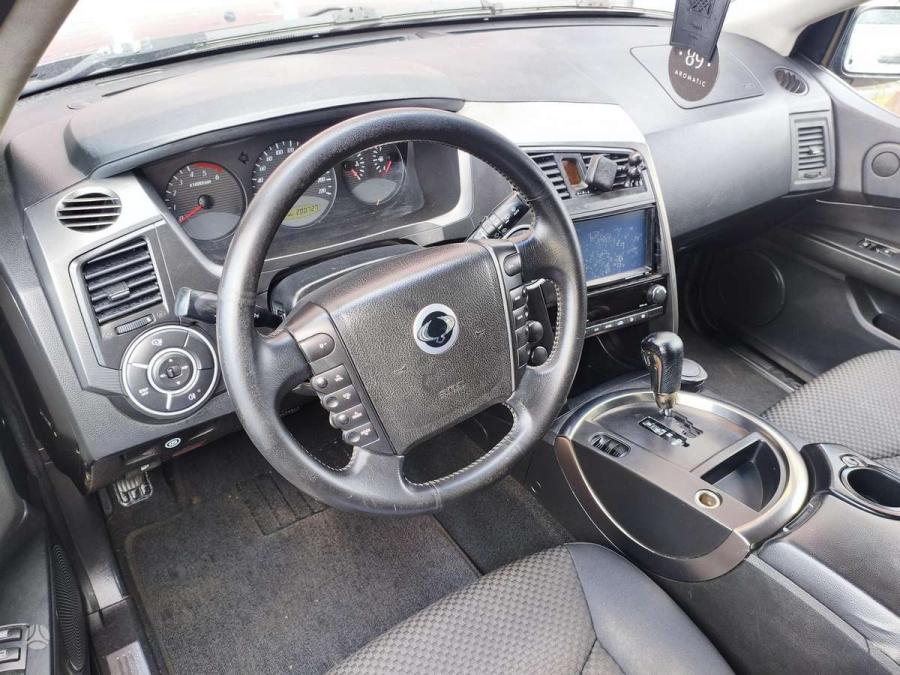 Melns SsangYong Kyron 2007 Klaipėda, ar dzinēja tilpumu 2.70 L un nobraukumu 201 tūkst. km par 1150 €, foto 14 vietnē AUTOMOTO.COM.LV