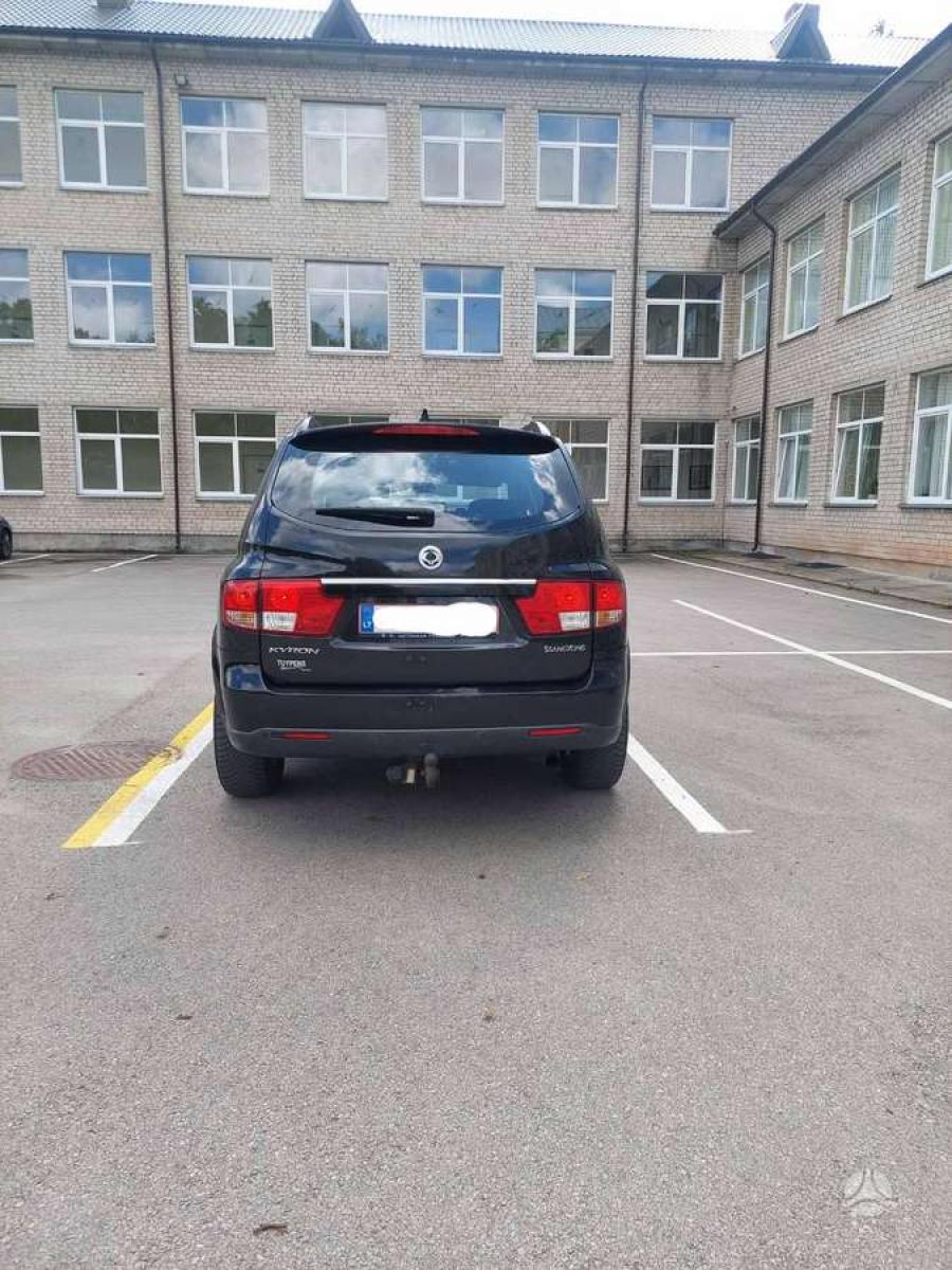 Melns SsangYong Kyron 2008 Marijampole, ar dzinēja tilpumu 2.00 L un nobraukumu 180 tūkst. km par 2250 €, foto 10 vietnē AUTOMOTO.COM.LV