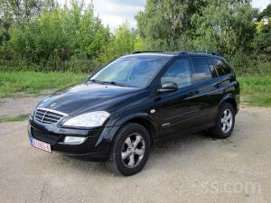 Black SsangYong Kyron 2009 in Riga, with an engine capacity of 2.70 L and mileage of 141 thousand km for 2350 €, photo 9 on AUTOMOTO.COM.LV