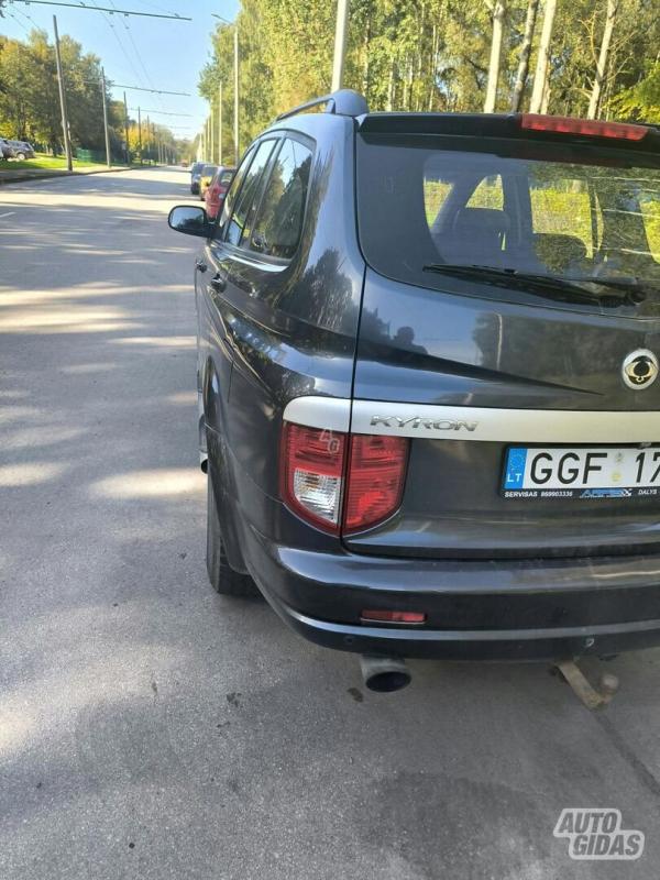 SsangYong Kyron 2006 in Kaunas on AUTOMOTO.COM.LV Grey SsangYong Kyron 2006 in Kaunas, with an engine capacity of 2.00 L and mileage of 276 thousand km for 1950 €, photo 4 on AUTOMOTO.COM.LV