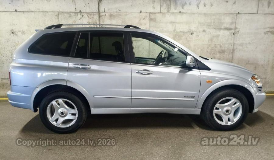 Grey SsangYong Kyron 2006 in Tallinn, with an engine capacity of 2.00 L and mileage of 58 thousand km for 4995 €, photo 13 on AUTOMOTO.COM.LV