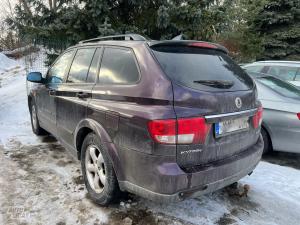 Violet SsangYong Kyron 2009 in Vilnius, with an engine capacity of 2.70 L and mileage of 228 thousand km for 2950 €, photo 2 on AUTOMOTO.COM.LV
