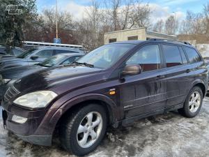 Violet SsangYong Kyron 2009 in Vilnius, with an engine capacity of 2.70 L and mileage of 228 thousand km for 2950 €, photo 3 on AUTOMOTO.COM.LV