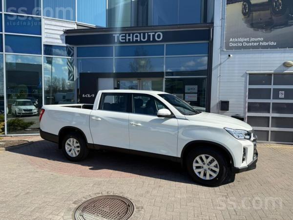 Balts SsangYong Musso 2026 Valmiera, ar dzinēja tilpumu 2.20 L un nobraukumu 10 tūkst. km par 36300 €, foto 2 vietnē AUTOMOTO.COM.LV