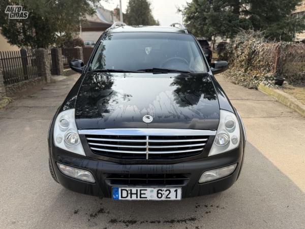 Melns SsangYong Rexton 2004 Kauņa, ar dzinēja tilpumu 2.70 L un nobraukumu 202 tūkst. km par 2550 €, foto 2 vietnē AUTOMOTO.COM.LV