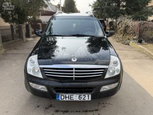 Black SsangYong Rexton 2004 in Kaunas, with an engine capacity of 2.70 L and mileage of 202 thousand km for 2550 €, photo 2 on AUTOMOTO.COM.LV
