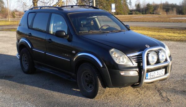 Black SsangYong Rexton 2005 in Parnu, with an engine capacity of 2.70 L and mileage of 347 thousand km for 2100 €, photo 2 on AUTOMOTO.COM.LV
