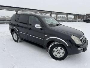 Melns SsangYong Rexton 2007 Viļņa, ar dzinēja tilpumu 2.70 L un nobraukumu 160 tūkst. km par 2999 €, foto  vietnē AUTOMOTO.COM.LV