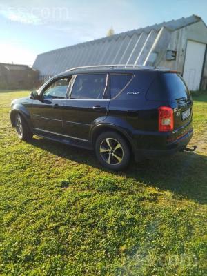 Black SsangYong Rexton 2015 in Ogre, with an engine capacity of 2.20 L and mileage of 170 thousand km for 8250 €, photo 3 on AUTOMOTO.COM.LV