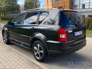 Melns SsangYong Rexton 2016 Rīga, ar dzinēja tilpumu 2.00 L un nobraukumu 62 tūkst. km par 9450 €, foto 5 vietnē AUTOMOTO.COM.LV