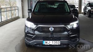 Black SsangYong Rexton 2019 in Riga, with an engine capacity of 2.20 L and mileage of 85 thousand km for 19000 €, photo 2 on AUTOMOTO.COM.LV