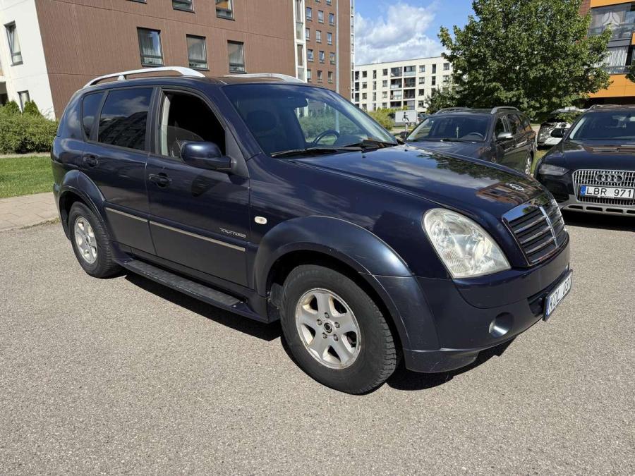Zils SsangYong Rexton 2007 Viļņa, ar dzinēja tilpumu 2.70 L un nobraukumu 230 tūkst. km par 1950 €, foto 3 vietnē AUTOMOTO.COM.LV