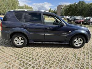 Blue SsangYong Rexton 2007 in Vilnius, with an engine capacity of 2.70 L and mileage of 230 thousand km for 1600 €, photo 7 on AUTOMOTO.COM.LV