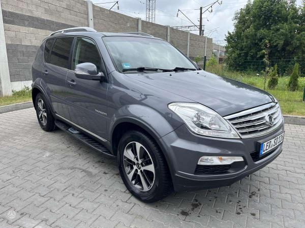 Zils SsangYong Rexton 2016 Viļņa, ar dzinēja tilpumu 2.20 L un nobraukumu 150 tūkst. km par 6999 €, foto 6 vietnē AUTOMOTO.COM.LV