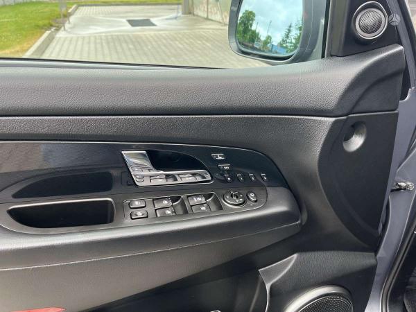 Zils SsangYong Rexton 2016 Viļņa, ar dzinēja tilpumu 2.20 L un nobraukumu 150 tūkst. km par 6999 €, foto 8 vietnē AUTOMOTO.COM.LV