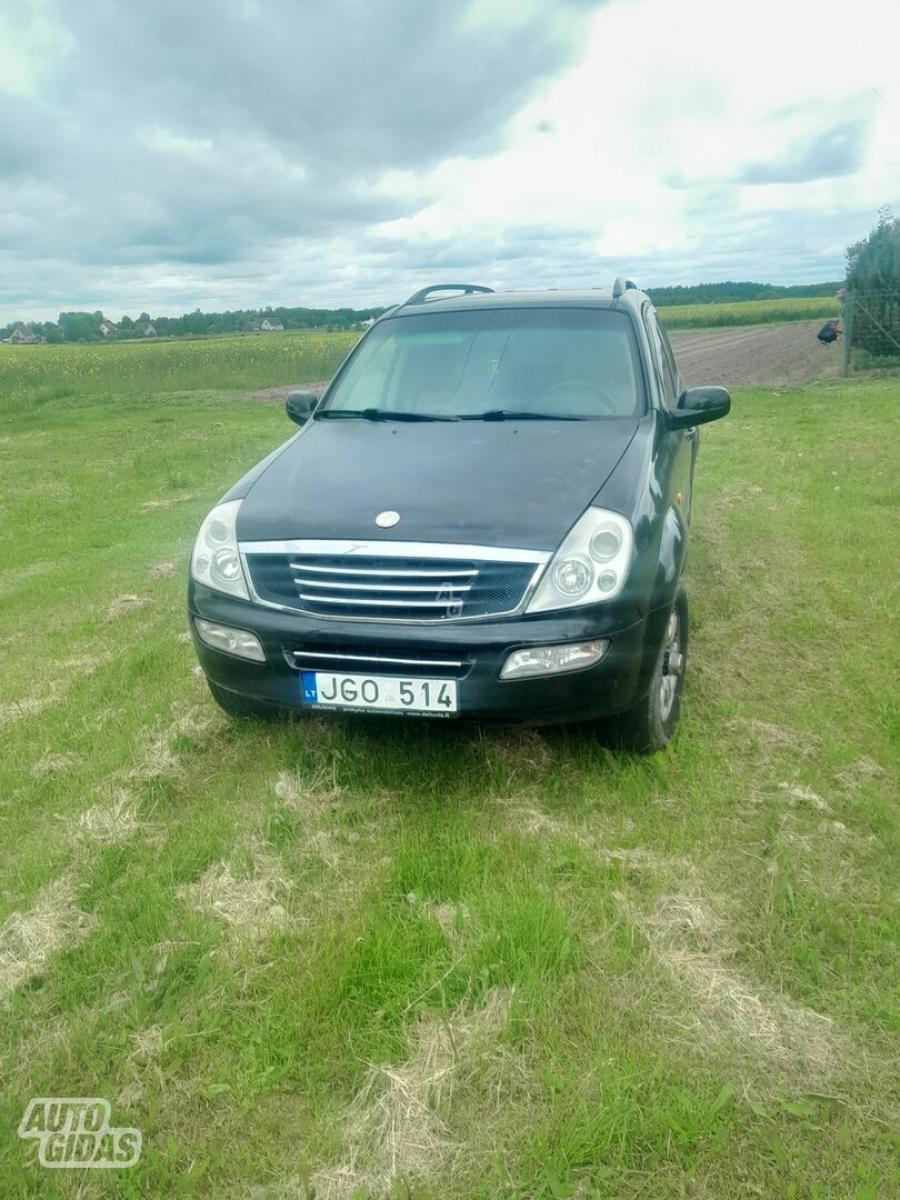 SsangYong Rexton 2002 Širvintos, ar dzinēja tilpumu 2.90 L un nobraukumu 190 tūkst. km par 1500 €, foto 1 vietnē AUTOMOTO.COM.LV