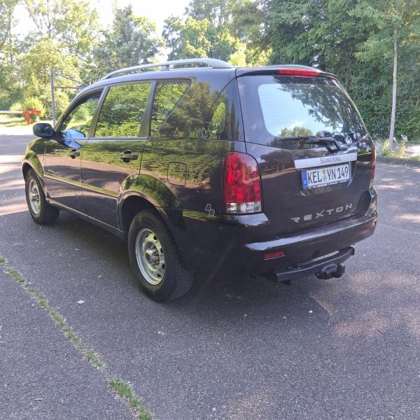 SsangYong Rexton 2005 Viļņa, ar dzinēja tilpumu 2.90 L un nobraukumu 186 tūkst. km par 2999 €, foto 5 vietnē AUTOMOTO.COM.LV