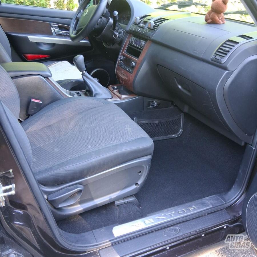 SsangYong Rexton 2005 Viļņa, ar dzinēja tilpumu 2.90 L un nobraukumu 186 tūkst. km par 2999 €, foto 7 vietnē AUTOMOTO.COM.LV