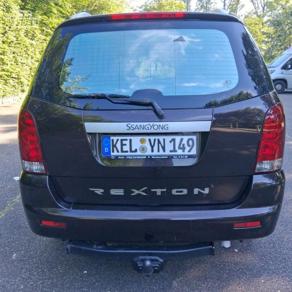 SsangYong Rexton 2005 Viļņa, ar dzinēja tilpumu 2.90 L un nobraukumu 186 tūkst. km par 2999 €, foto 9 vietnē AUTOMOTO.COM.LV