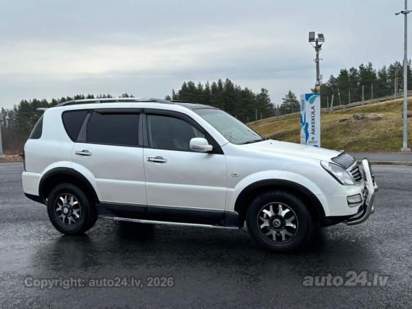 SsangYong Rexton 2007 in Narva, with an engine capacity of 2.70 L and mileage of 189 thousand km for 1799 €, photo 5 on AUTOMOTO.COM.LV