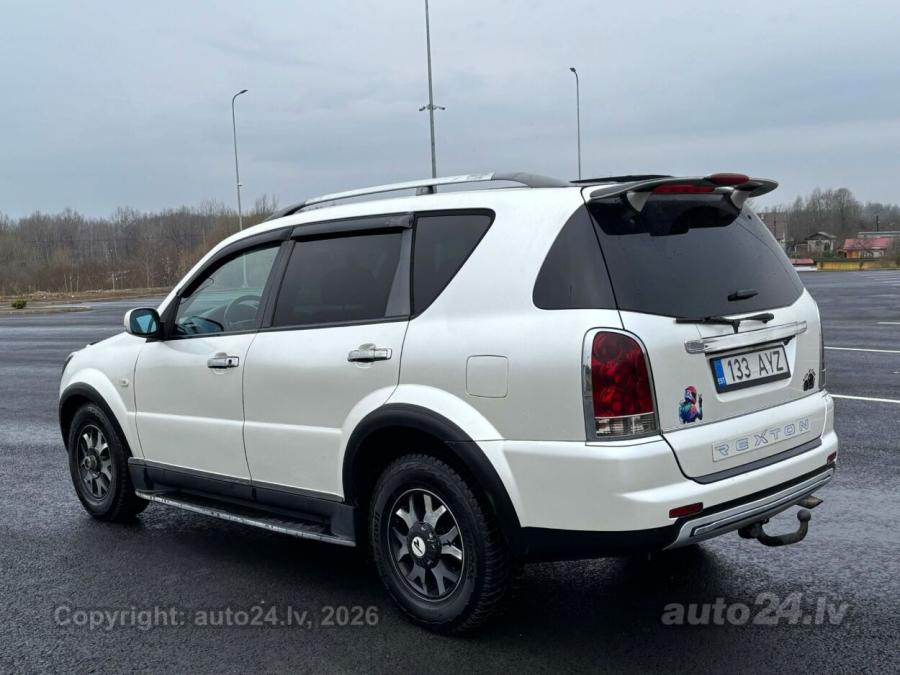 SsangYong Rexton 2007 in Narva, with an engine capacity of 2.70 L and mileage of 189 thousand km for 1799 €, photo 7 on AUTOMOTO.COM.LV