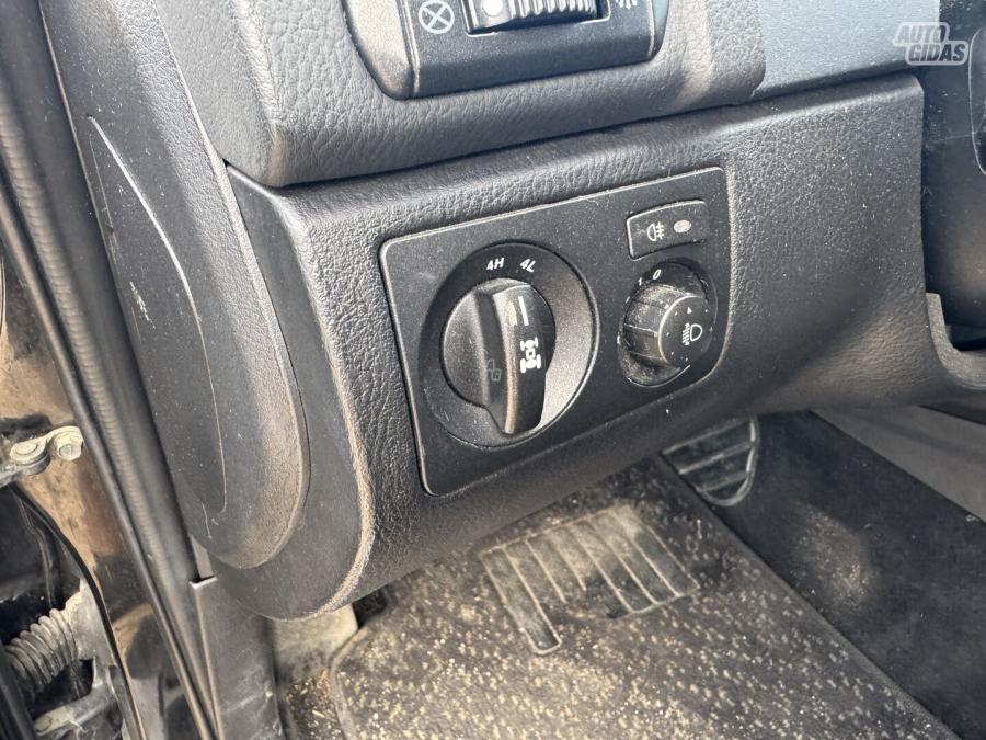 SsangYong Rexton 2008 in Vilnius, with an engine capacity of 2.70 L and mileage of 212 thousand km for 3450 €, photo 18 on AUTOMOTO.COM.LV