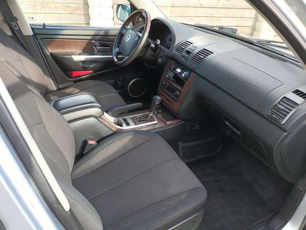 Pelēks SsangYong Rexton 2005 Kauņa, ar dzinēja tilpumu 2.70 L un nobraukumu 215 tūkst. km par 2600 €, foto 8 vietnē AUTOMOTO.COM.LV