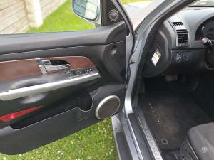 Pelēks SsangYong Rexton 2005 Kauņa, ar dzinēja tilpumu 2.70 L un nobraukumu 215 tūkst. km par 2600 €, foto 16 vietnē AUTOMOTO.COM.LV