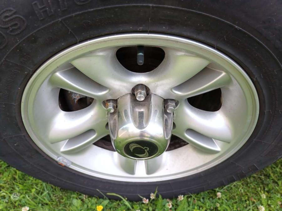 Pelēks SsangYong Rexton 2005 Kauņa, ar dzinēja tilpumu 2.70 L un nobraukumu 215 tūkst. km par 2600 €, foto 20 vietnē AUTOMOTO.COM.LV