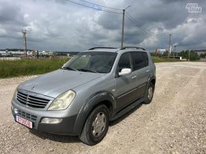 Pelēks SsangYong Rexton 2006 Viļņa, ar dzinēja tilpumu 2.70 L un nobraukumu 370 tūkst. km par 1750 €, foto 5 vietnē AUTOMOTO.COM.LV