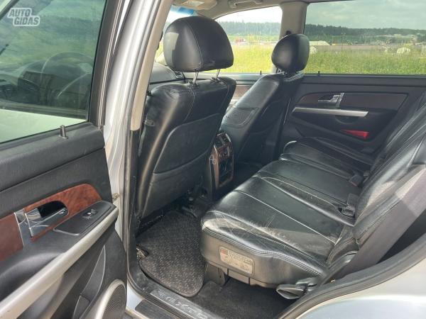 Grey SsangYong Rexton 2006 in Vilnius, with an engine capacity of 2.70 L and mileage of 370 thousand km for 1750 €, photo 7 on AUTOMOTO.COM.LV