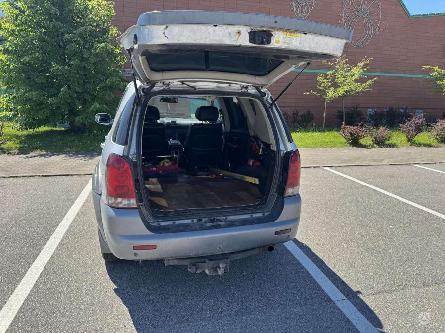 Pelēks SsangYong Rexton 2007 Klaipėda, ar dzinēja tilpumu 2.70 L un nobraukumu 270 tūkst. km par 2450 €, foto 10 vietnē AUTOMOTO.COM.LV