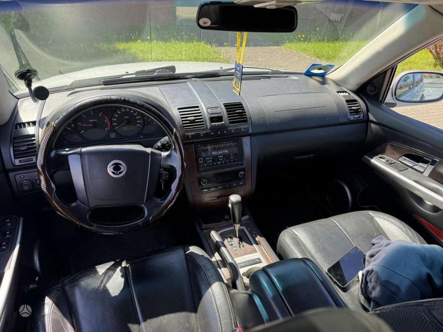 Pelēks SsangYong Rexton 2007 Klaipėda, ar dzinēja tilpumu 2.70 L un nobraukumu 270 tūkst. km par 2450 €, foto 12 vietnē AUTOMOTO.COM.LV