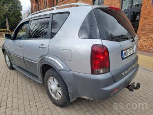 Pelēks SsangYong Rexton 2007 Rīga, ar dzinēja tilpumu 2.70 L un nobraukumu 185 tūkst. km par 2490 €, foto 6 vietnē AUTOMOTO.COM.LV