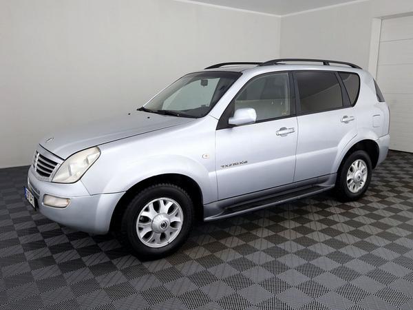 Grey SsangYong Rexton 2007 in Tallinn, with an engine capacity of 2.70 L and mileage of 0 thousand km for 1599 €, photo 2 on AUTOMOTO.COM.LV