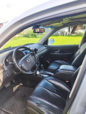 Pelēks SsangYong Rexton 2007 Kauņa, ar dzinēja tilpumu 2.70 L un nobraukumu 263 tūkst. km par 3200 €, foto 6 vietnē AUTOMOTO.COM.LV