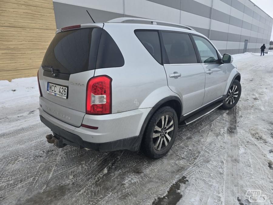 Pelēks SsangYong Rexton 2014 Šauļi, ar dzinēja tilpumu 2.00 L un nobraukumu 255 tūkst. km par 5999 €, foto 2 vietnē AUTOMOTO.COM.LV