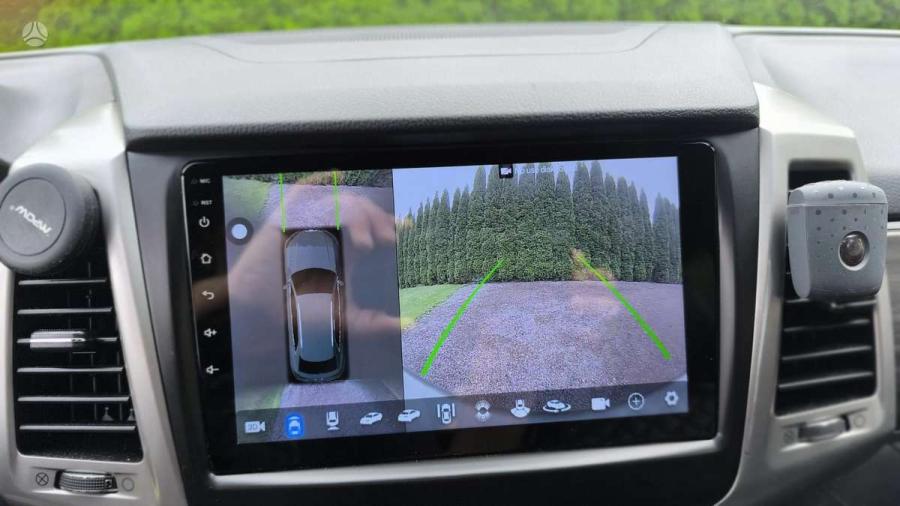 Grey SsangYong Rexton 2017 in Kursenai, with an engine capacity of 2.16 L and mileage of 180 thousand km for 12200 €, photo 14 on AUTOMOTO.COM.LV