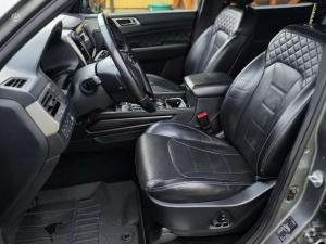 Grey SsangYong Rexton 2017 in Kursenai, with an engine capacity of 2.16 L and mileage of 180 thousand km for 12200 €, photo 18 on AUTOMOTO.COM.LV
