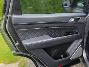 Grey SsangYong Rexton 2017 in Kursenai, with an engine capacity of 2.16 L and mileage of 180 thousand km for 12200 €, photo 24 on AUTOMOTO.COM.LV