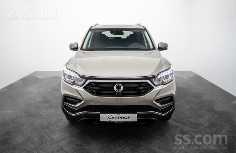 Pelēks SsangYong Rexton 2020 Tallina, ar dzinēja tilpumu 2.20 L un nobraukumu 146 tūkst. km par 15999 €, foto 2 vietnē AUTOMOTO.COM.LV